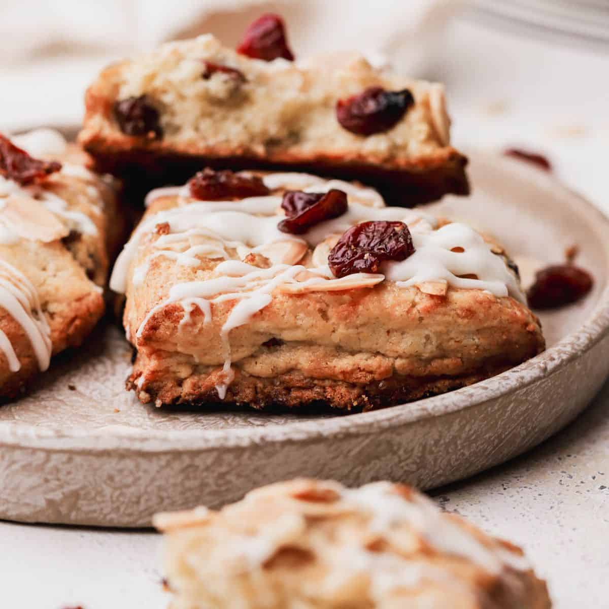 Cheddar Cheese and Chive Scones - The Epicurean Mouse